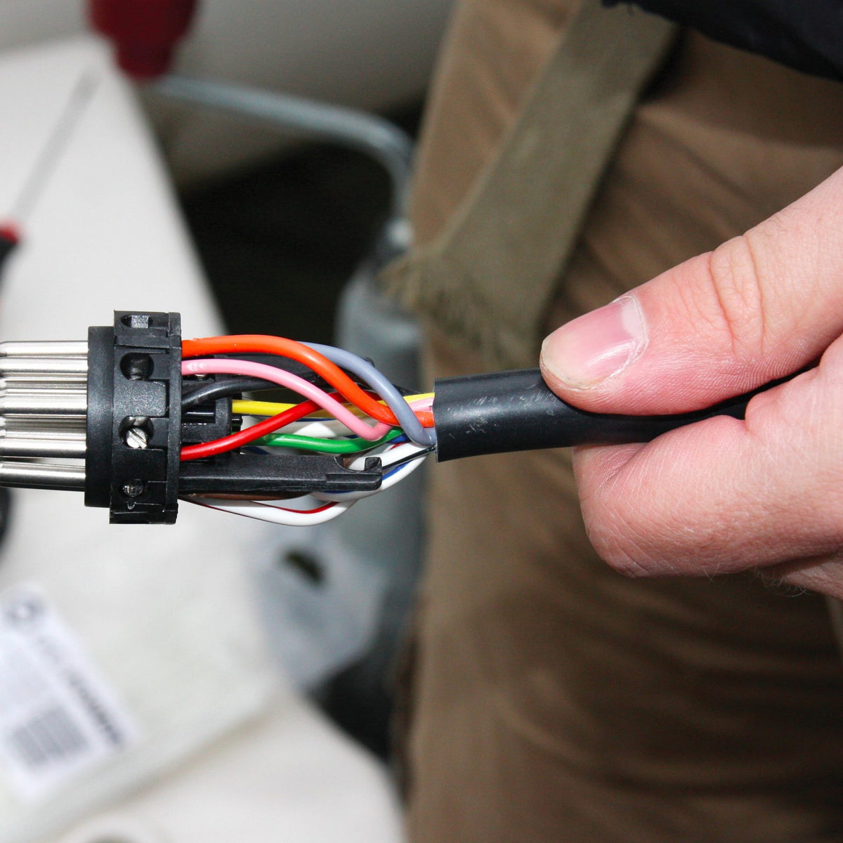 7 Pin vs 13 Pin Plug Wiring Guide: Diagrams, Troubleshooting & Tips ...